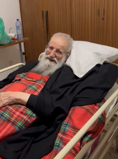 ΑΡΧΙΕΡΑΤΙΚΗ ΘΕΙΑ ΛΕΙΤΟΥΡΓΙΑ ΕΠΙ ΤΗ ΟΝΟΜΑΣΤΙΚΗ ΕΟΡΤΗ ΤΟΥ ΚΑΘΗΓΟΥΜΕΝΟΥ ...